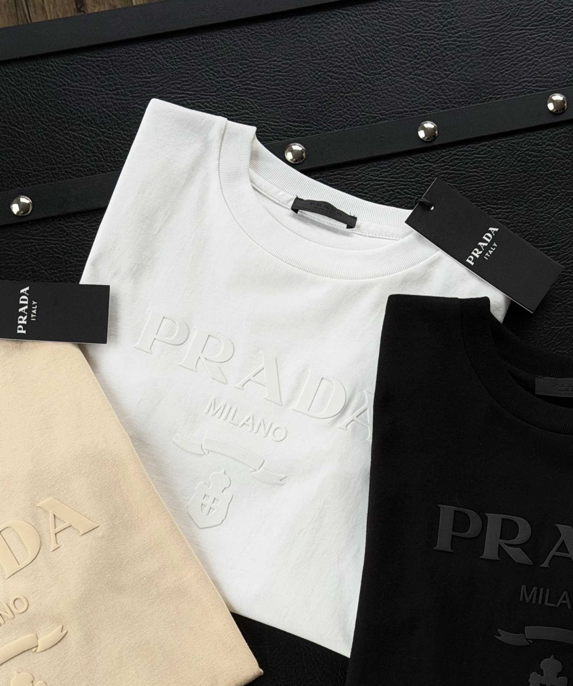 PRADA – Exclusive Brands